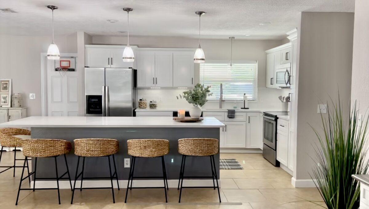 Refinishing Kitchen Cabinets: Revamp Your Space the Smart Way - Cabinet ...